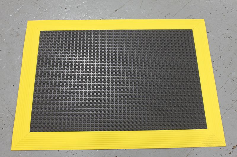 Ergomat XL Bubble Anti-Ermüdungs-Matte mit gelben Kanten Länge 120 cm Breite 90 cm STXL90120-YB ...