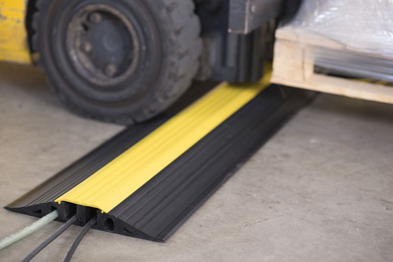 EHA VARIO-Kabelbrücke schwarz/gelber Deckel 350 mm breit VE: 2 Stück 45029 günstig ...