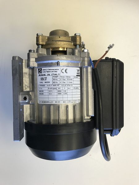 ELMAG Wasserpumpe Simaco KN 37-3 400V komplett mit Motor zu WELBEE WB ...