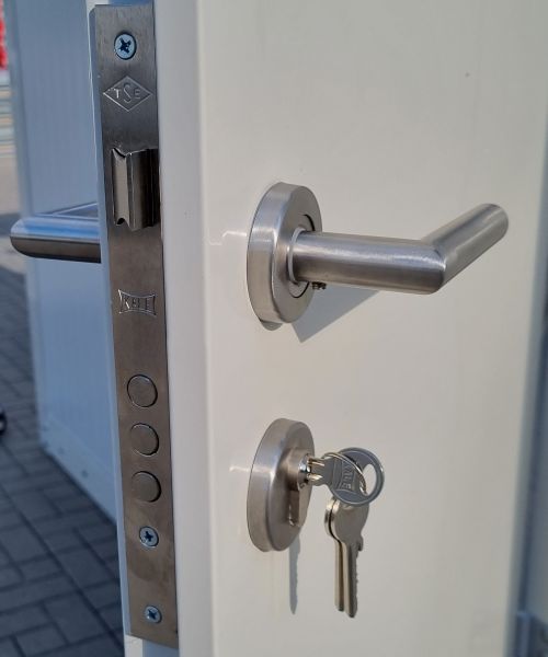 LagerContainerXXL 2m Isolierter Bürocontainer mit Kranösen und ...