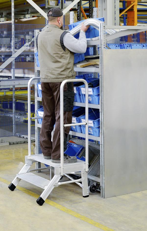 HYMER Treppenpodest nach DIN EN 14183 Stufenbreite 1000 mm 2 Stufen ...