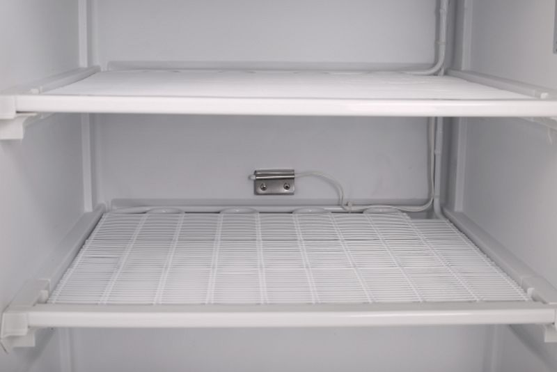 KBS Tiefkühlschrank KBS 202 TK mit Schloss Außenmaterial: Stahlblech ...